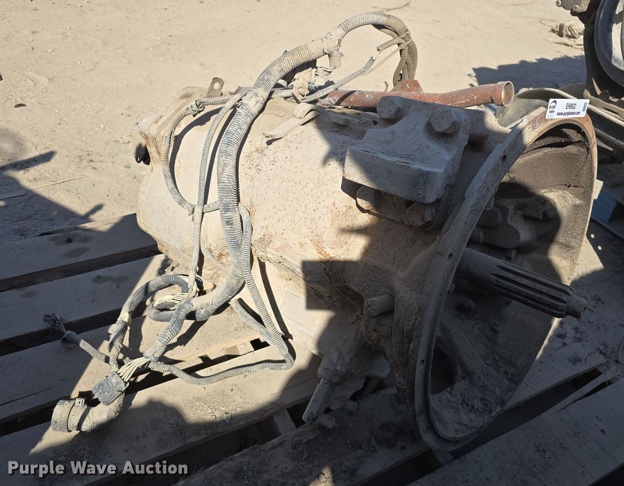 Eaton Fuller FRC-15210C transmission in Omaha, NE | Item EH8822 for sale | Purple Wave