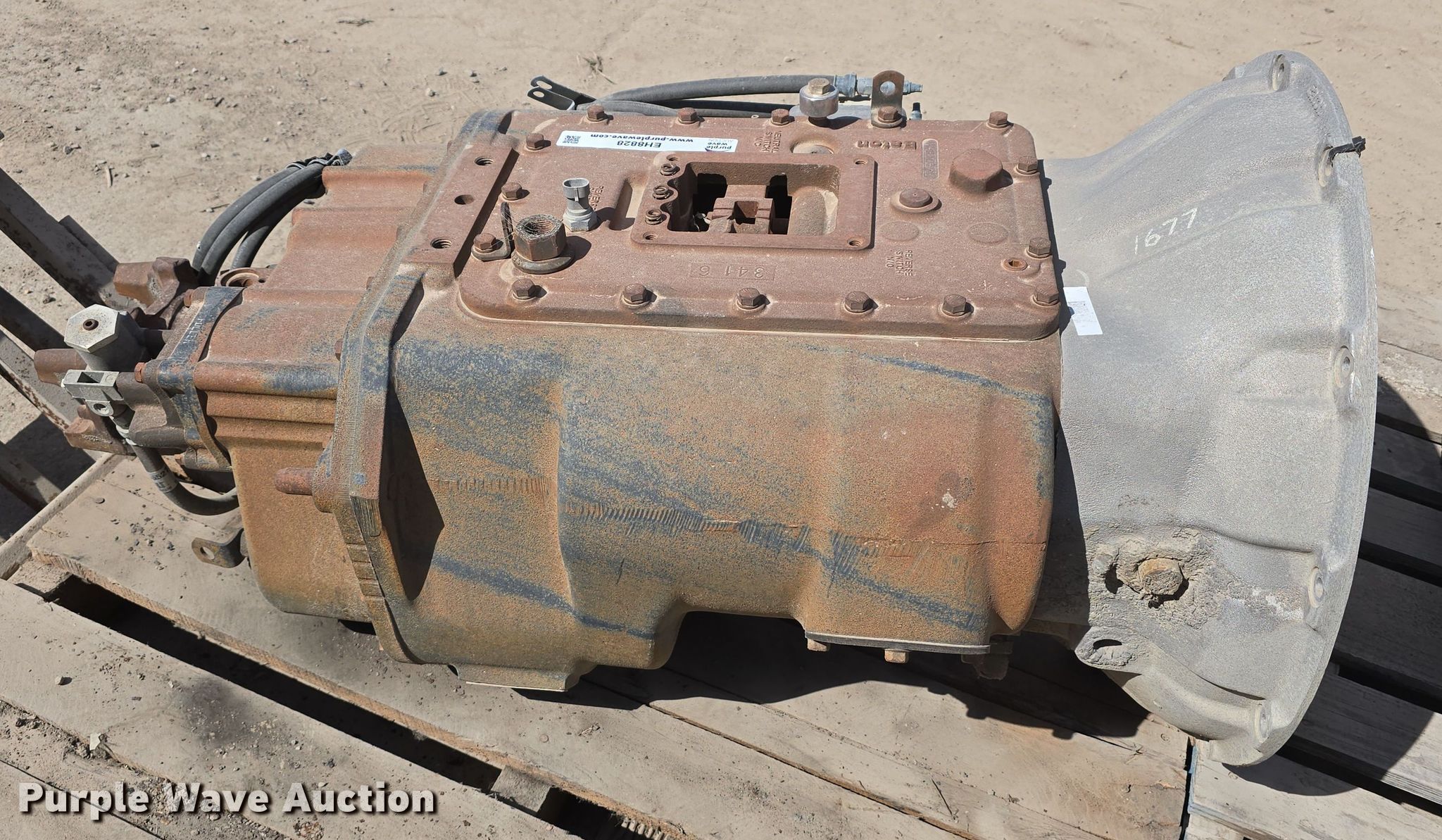 Eaton Fuller Roadranger transmission in Omaha, NE | Item EH8828 for sale | Purple Wave