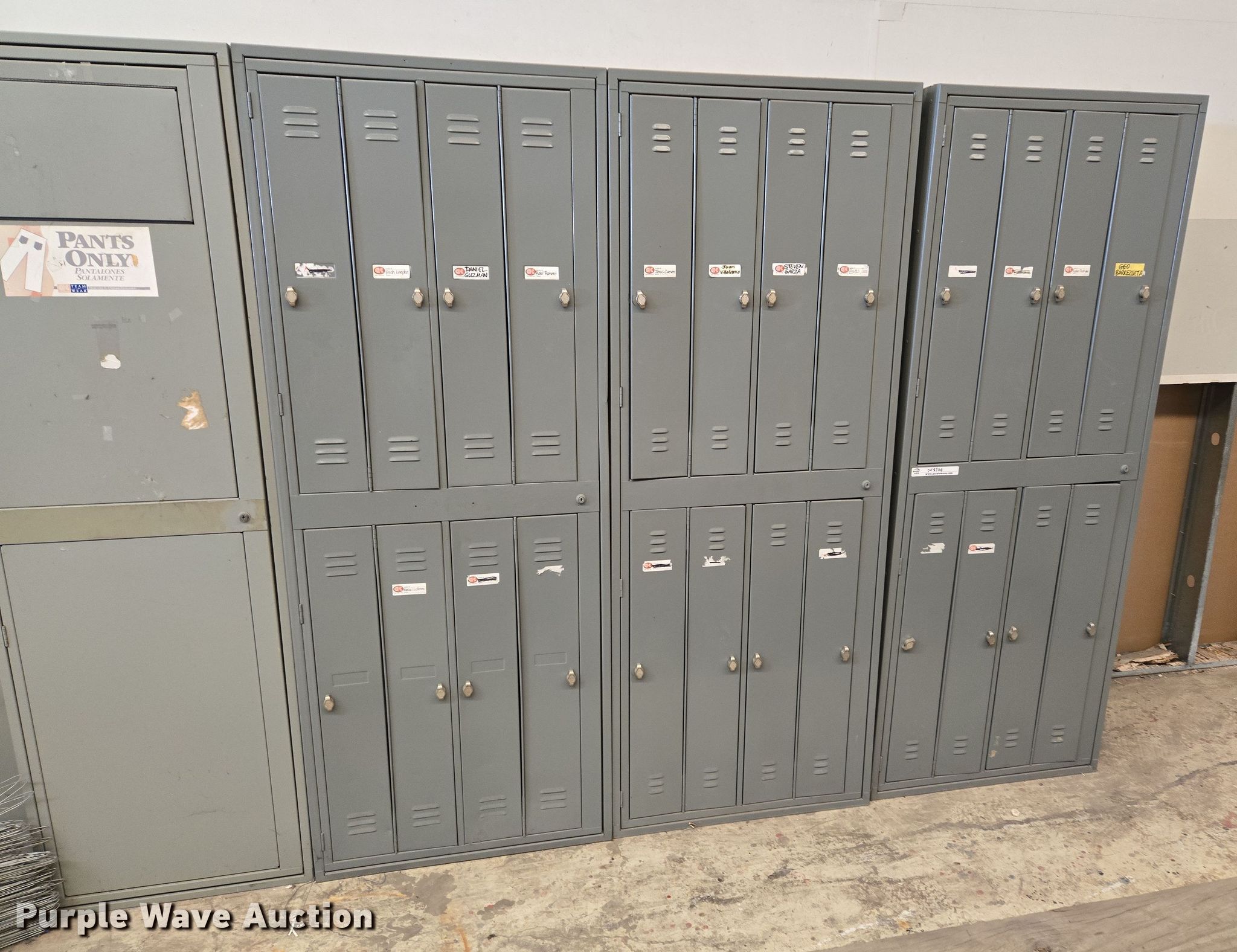 Lockers in Arlington, TX | Item DW8704 for sale | Purple Wave