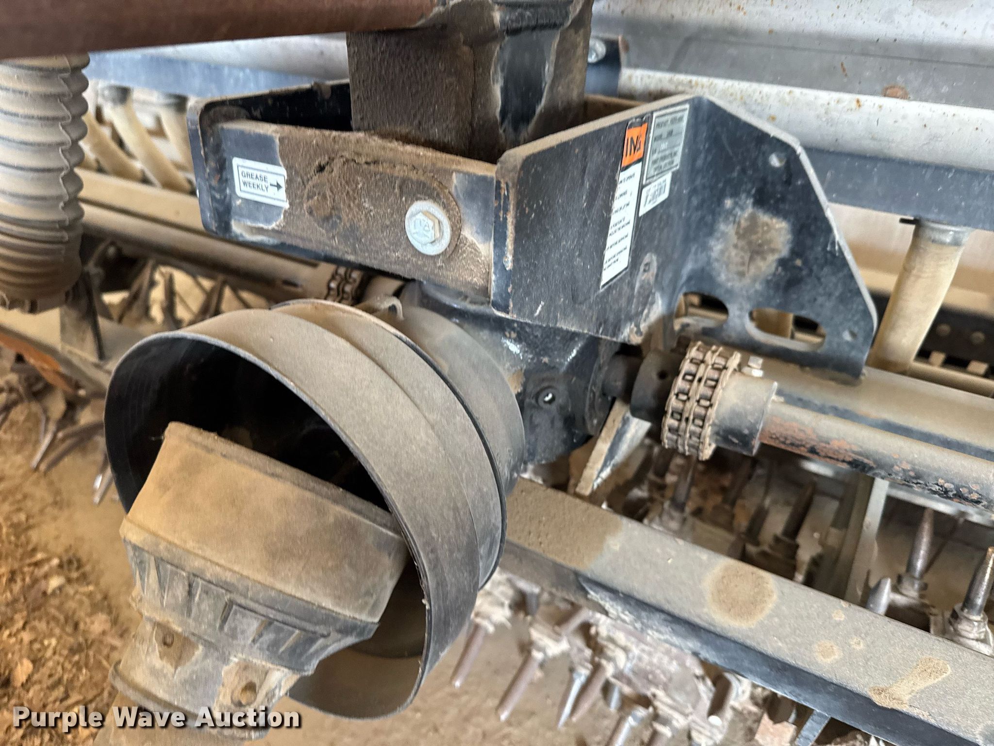 First Products Aera-Vator SB80 overseeder in Salina, KS | Item EG6327 ...