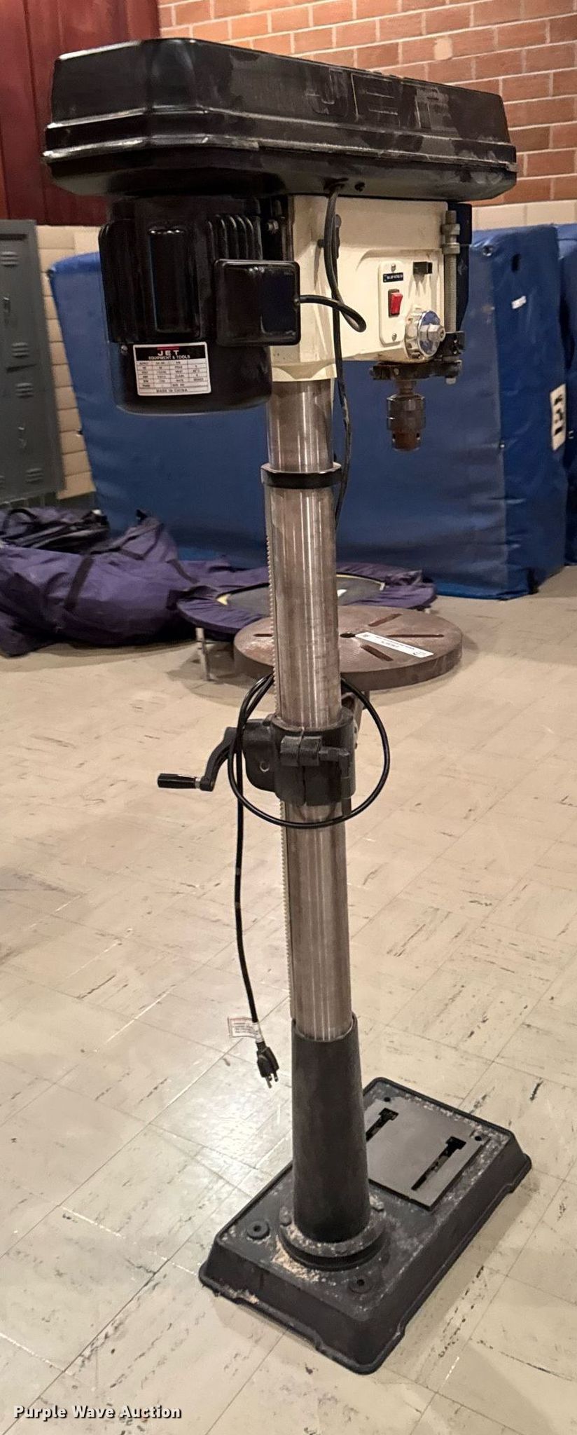 JET JDP-17MF drill press in Anita, IA | Item EM3876 sold | Purple Wave