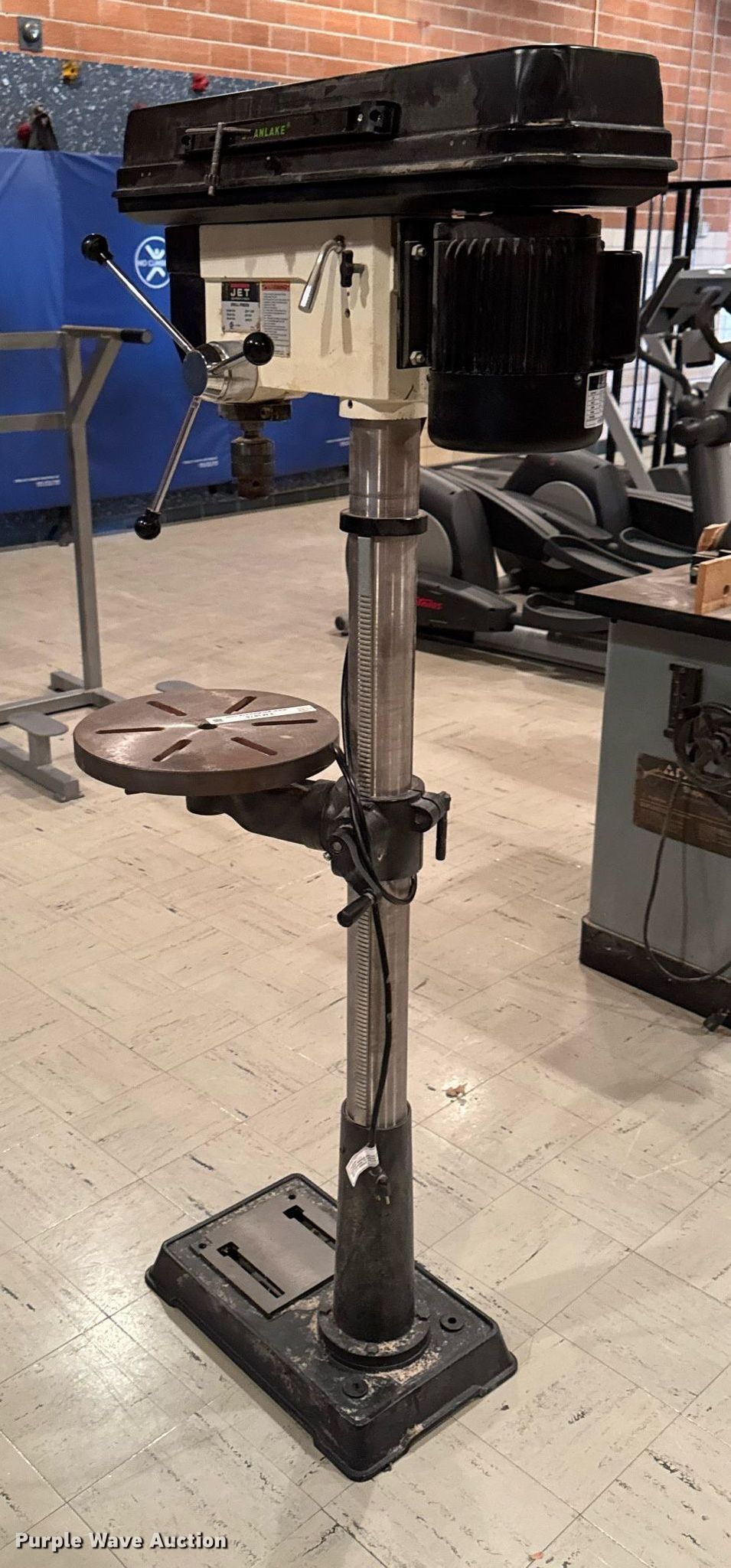 JET JDP-17MF drill press in Anita, IA | Item EM3876 sold | Purple Wave