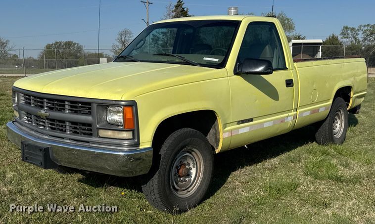 2000 Chevrolet C2500 pickup truck in Wichita, KS | Item EQ1319 sold ...