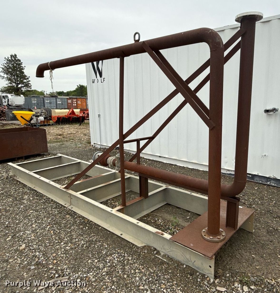 Water fill stand in Topeka, KS | Item DY8032 for sale | Purple Wave