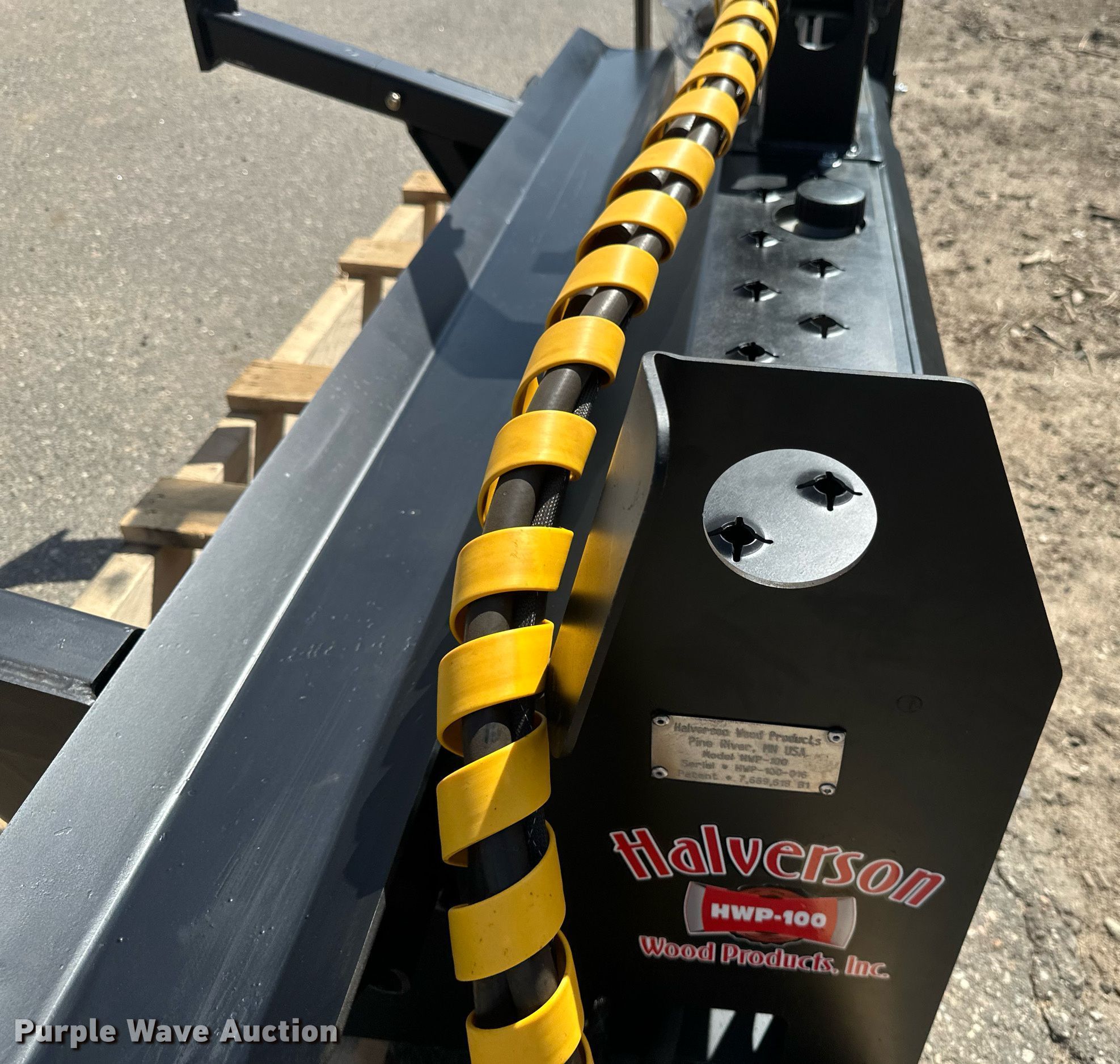 2025 Halverson Wood Products HWP-100 skid steer wood splitter in Pine ...