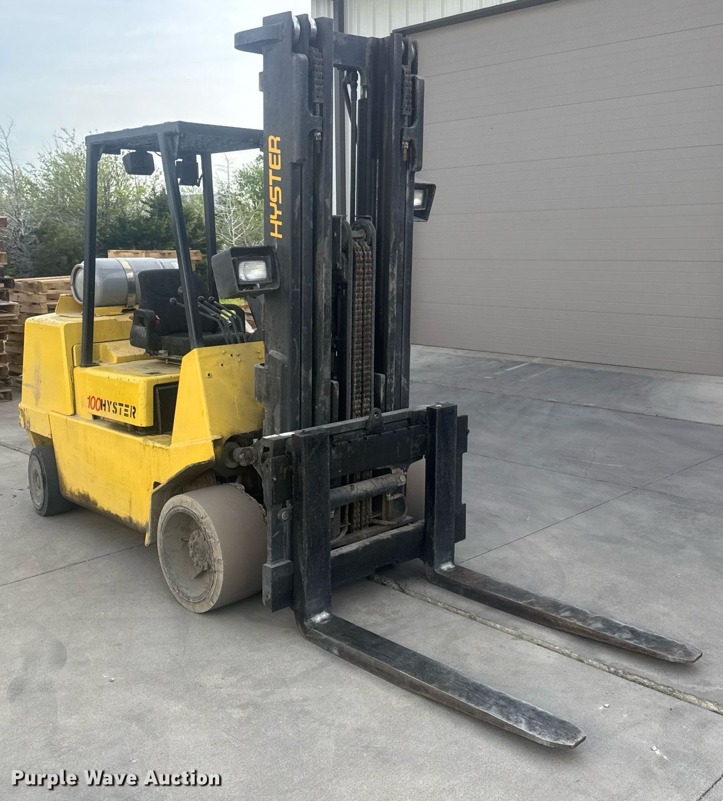 2001 Hyster S100XL2 forklift in Haven, KS | Item EQ1405 for sale ...