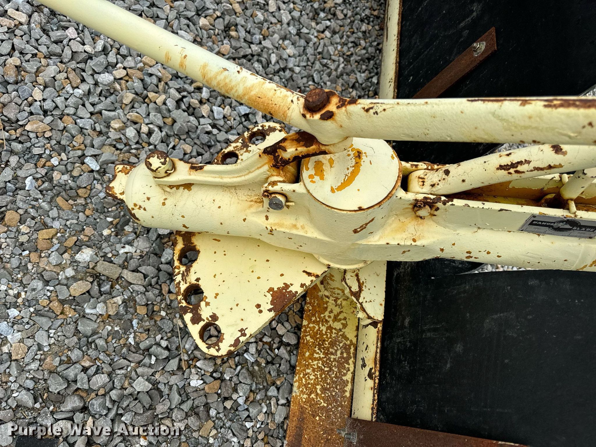 Danuser CB blade in Columbia, MO | Item DV1957 sold | Purple Wave