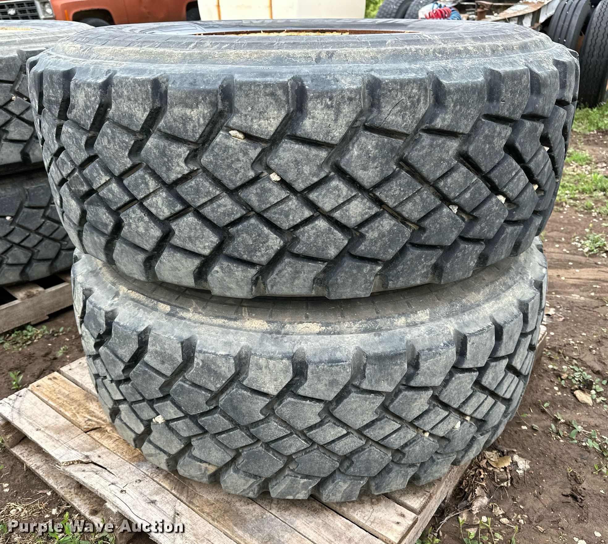 (4) Michelin XZY tire and wheels in Wamego , KS | Item DF8482 for sale ...
