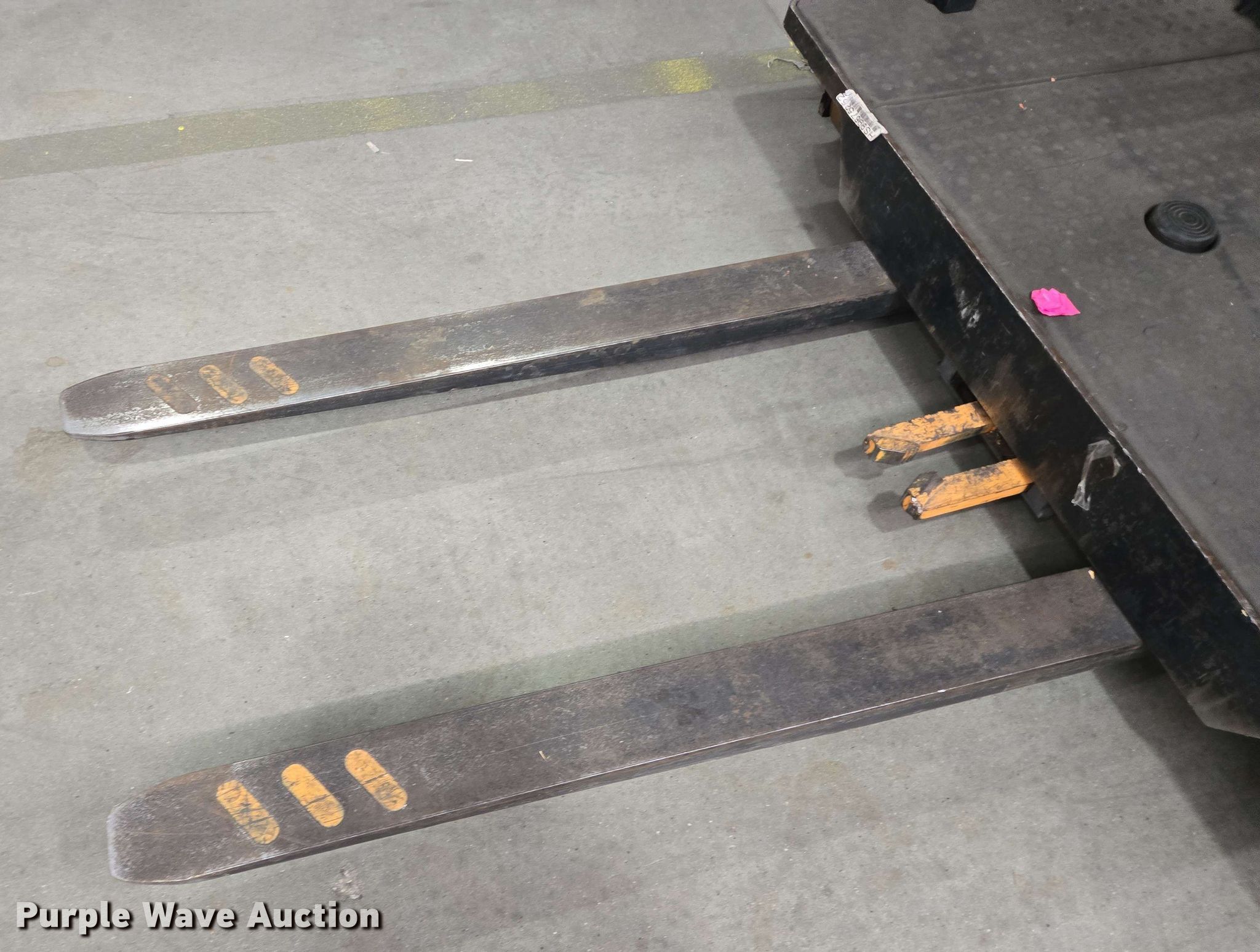2015 Crown SP4050-30 order picker in Houston, TX | Item DT4860 sold ...
