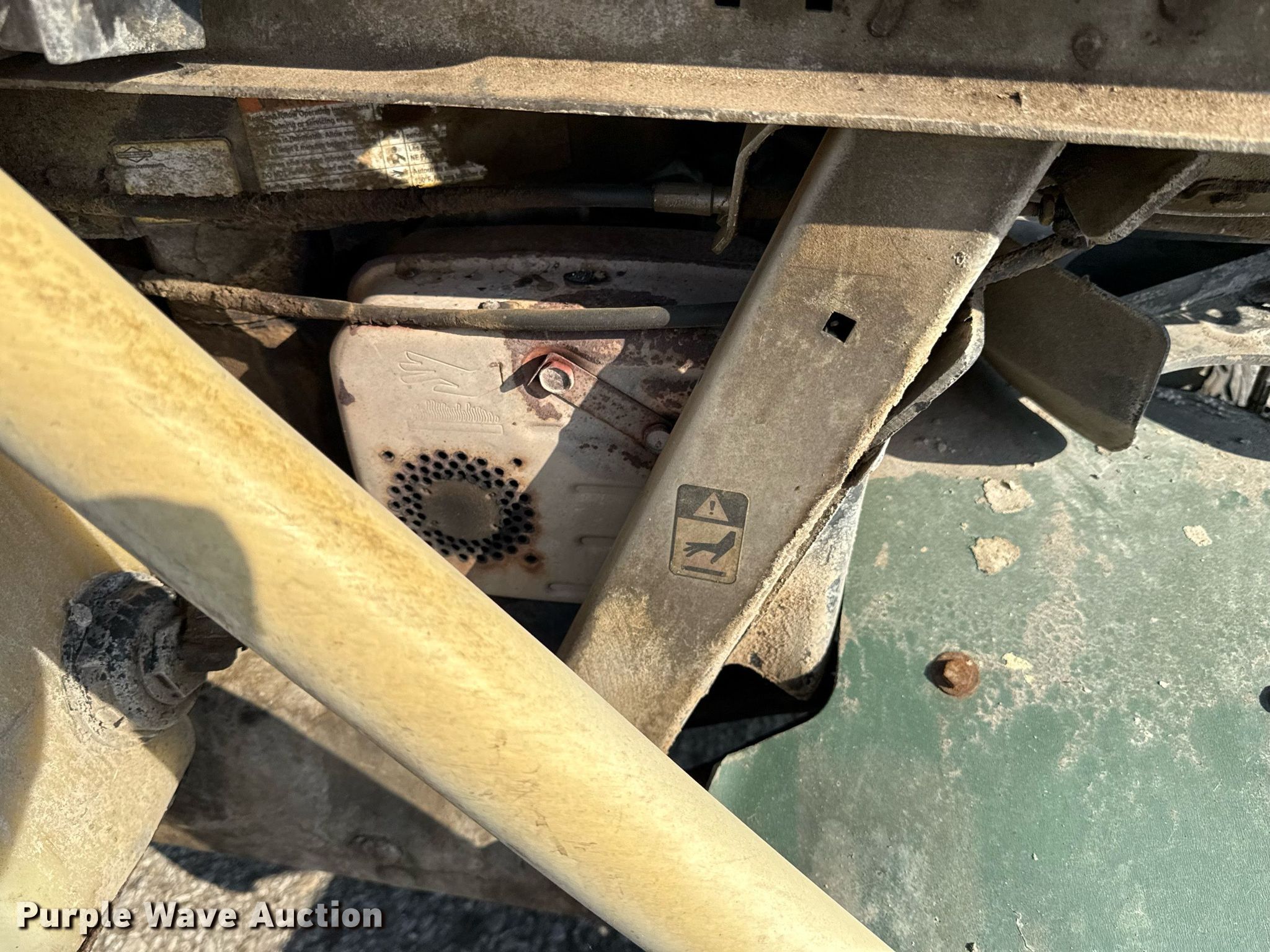 Turfco T3000 spreader in Edwardsville, KS | Item DZ4109 for sale ...