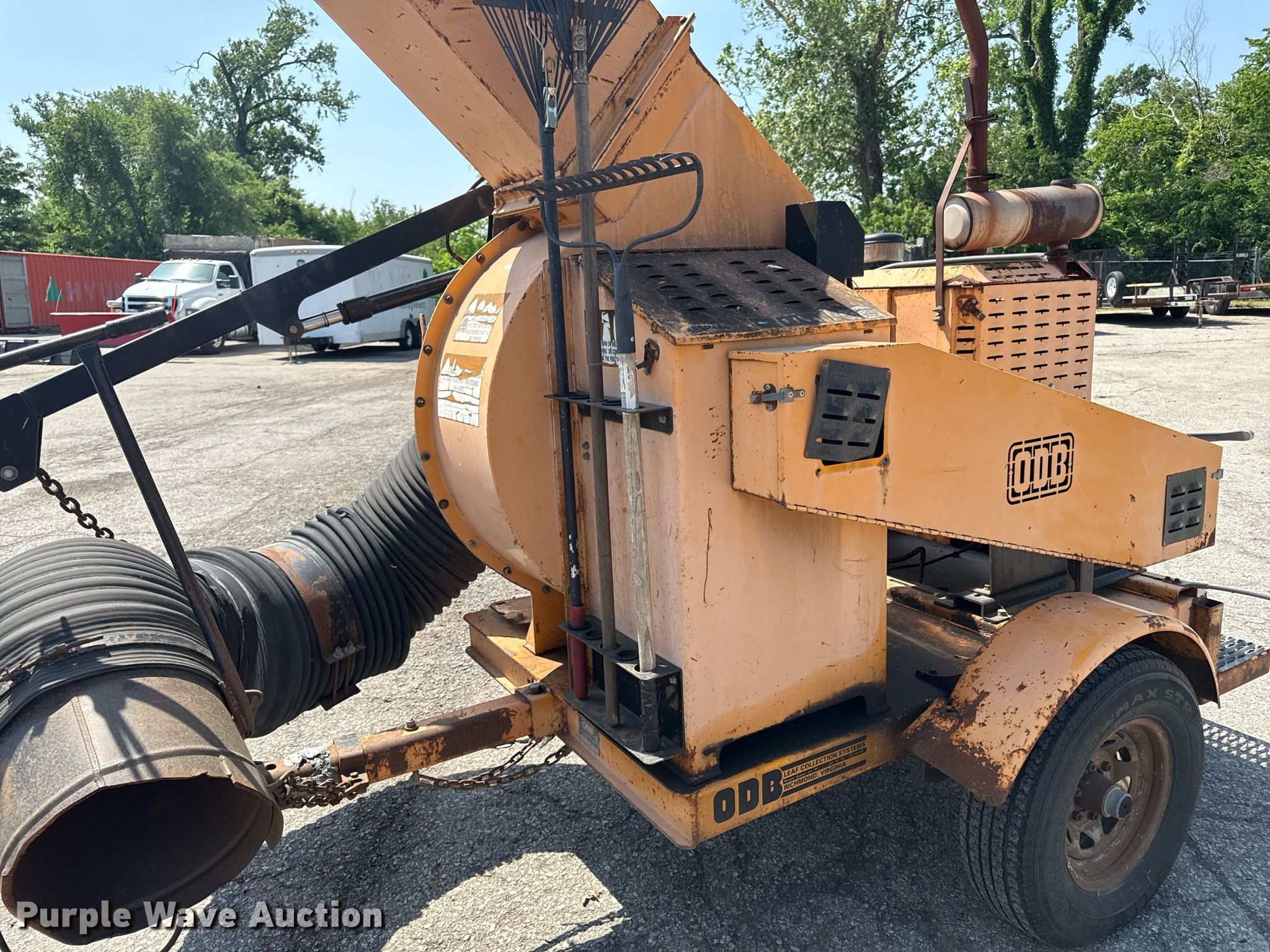 OBD LCT 600 leaf vacuum in Edwardsville, KS | Item DZ4121 for sale ...