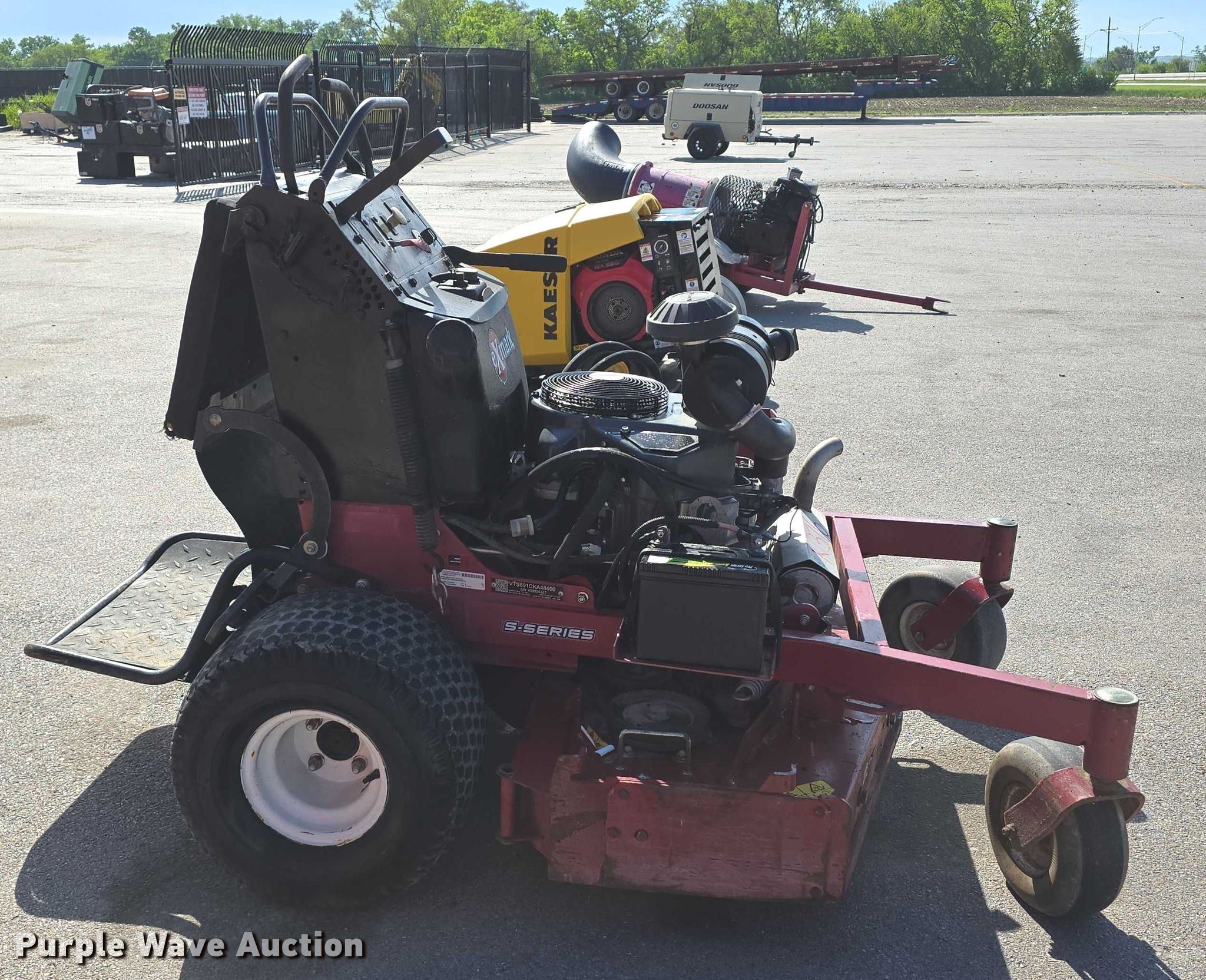 2003 eXmark Vantage S-Series ZTR lawn mower in Waterloo, NE | Item ...