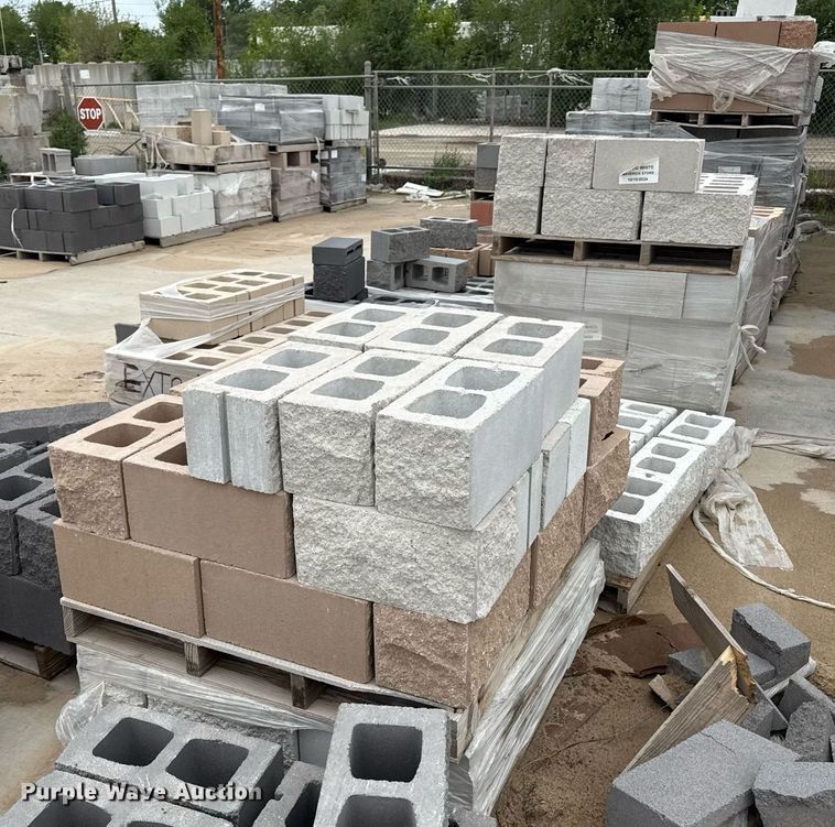 Approximately 30 pallets of concrete blocks in Topeka, KS | Item DY8067 ...