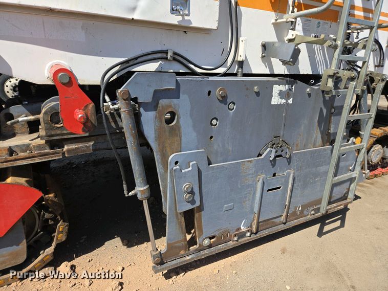 2010 Wirtgen W2100 milling machine in Phoenix, AZ | Item EC0970 for sale | Purple Wave