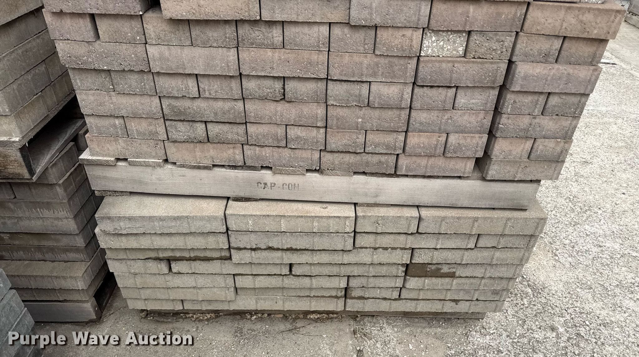 Approximately 8 pallets of concrete blocks in Topeka, KS | Item DY8060 ...