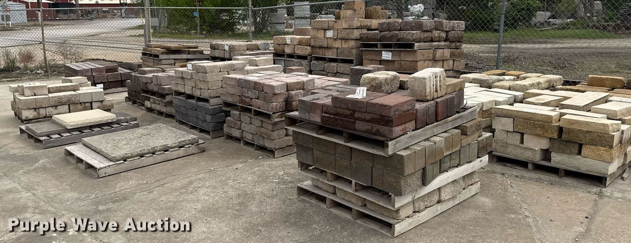 Approximately 8 pallets of concrete blocks in Topeka, KS | Item DY8060 ...