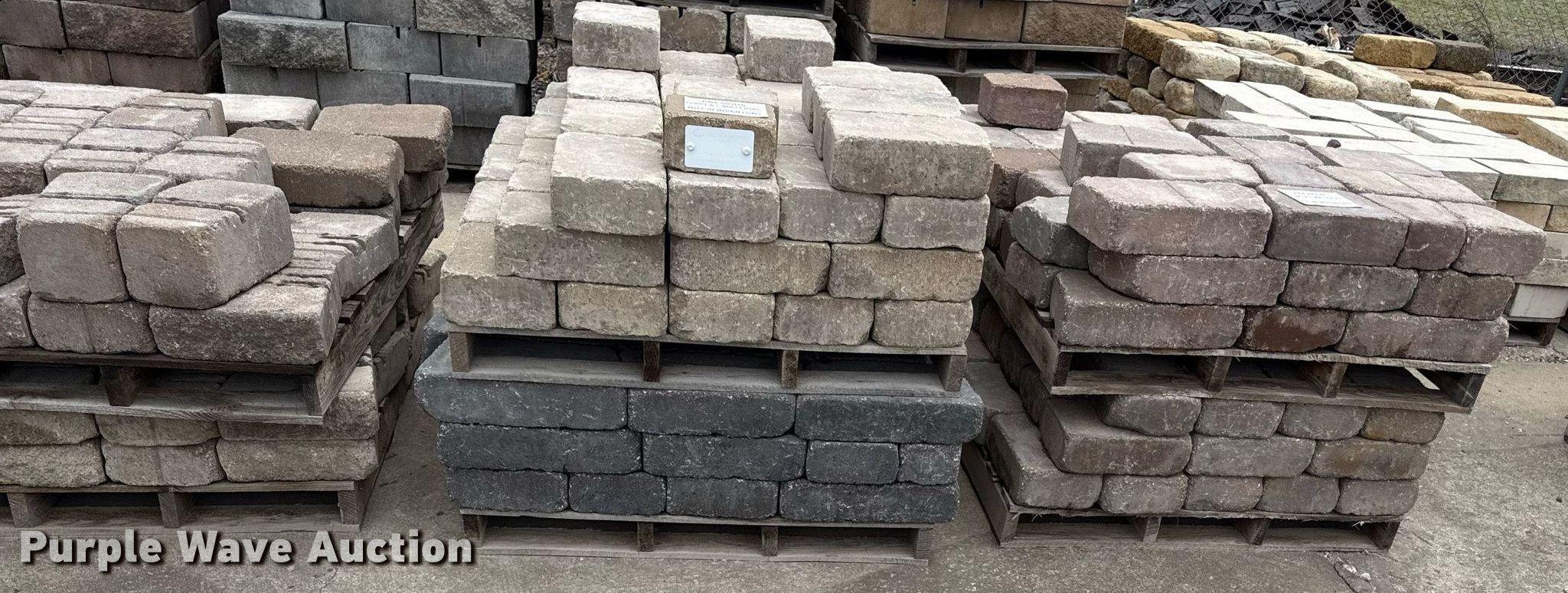 Approximately 8 pallets of concrete blocks in Topeka, KS | Item DY8060 ...