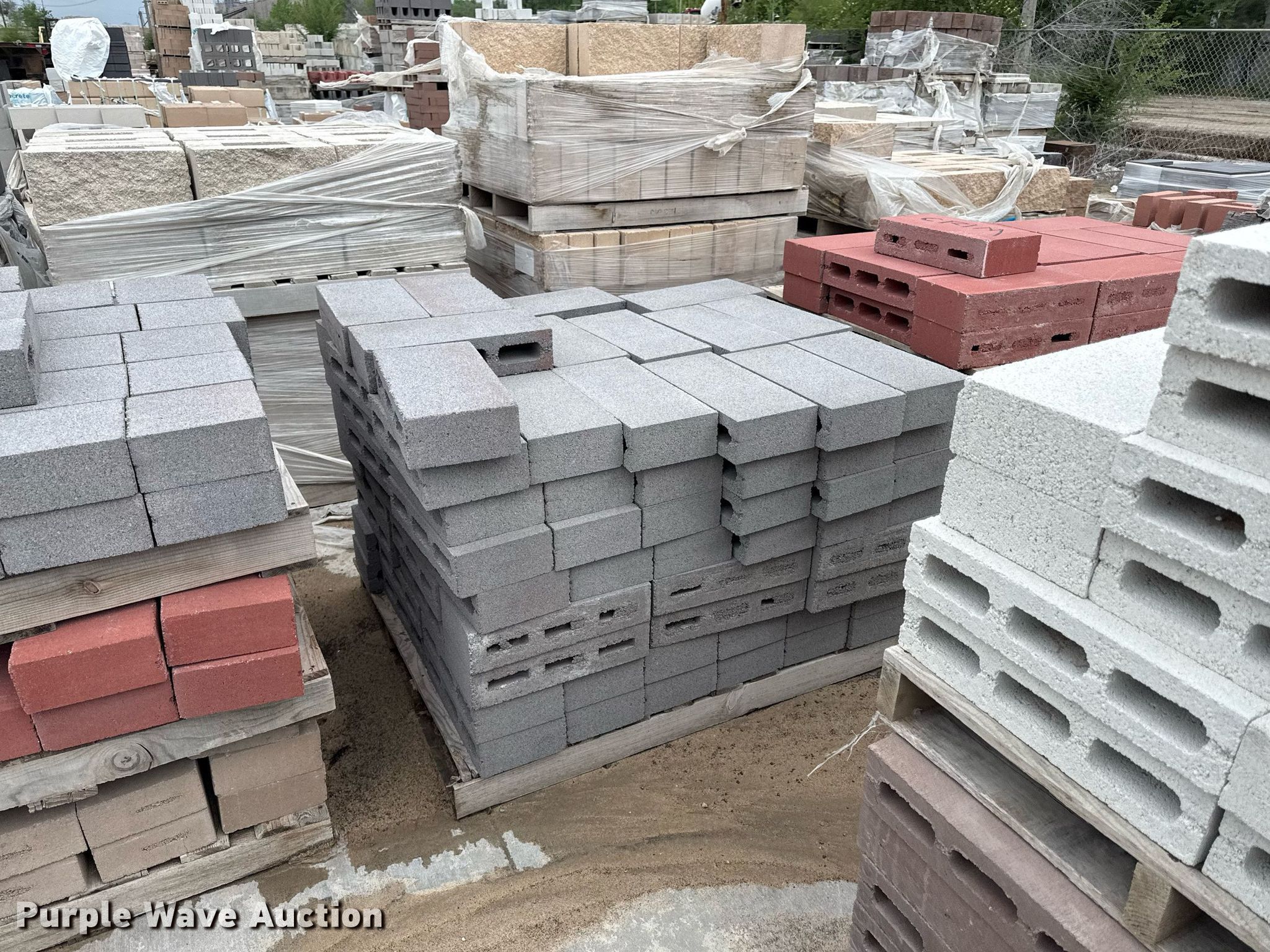 Approximately 20 pallets of concrete blocks in Topeka, KS | Item DY8063 ...