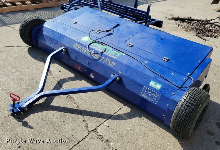 FieldTurf SweepRight Pro turf broom in Aberdeen, SD | Item NV9867 sold ...