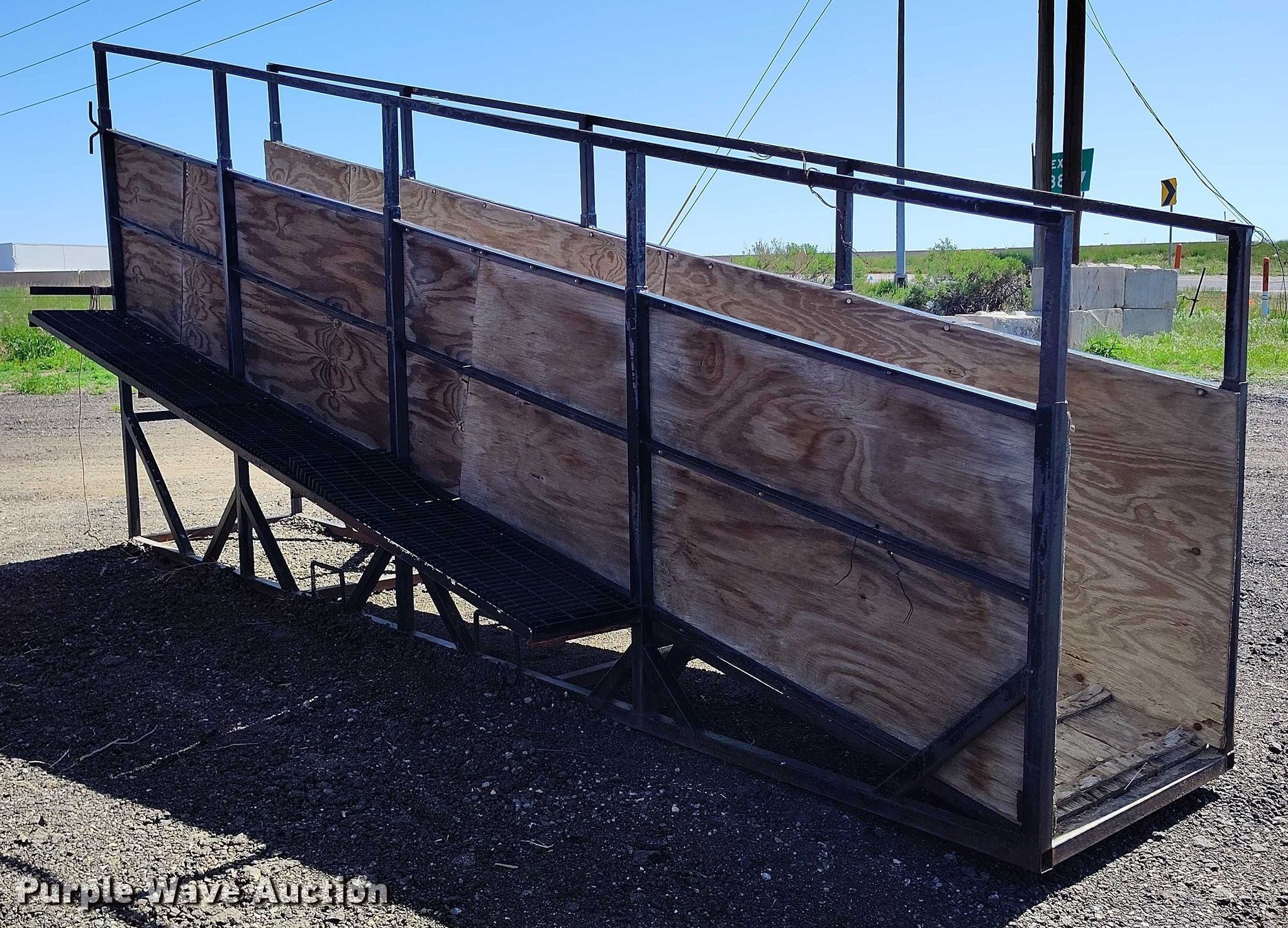 Livestock loading chute in Aurora, CO | Item IP9567 sold | Purple Wave