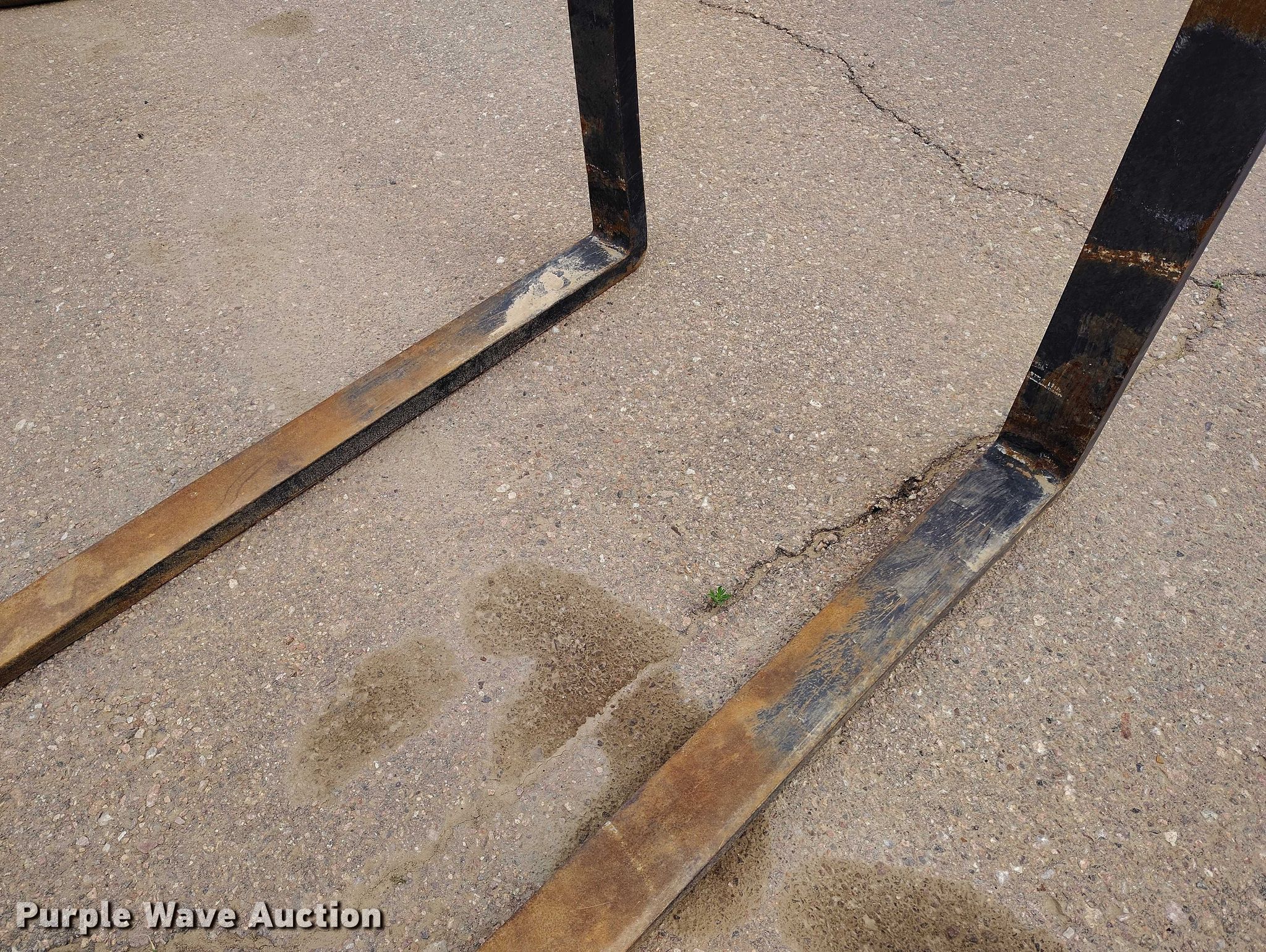 Shop built wheel loader forks in Fountain, CO | Item EH0319 sold ...