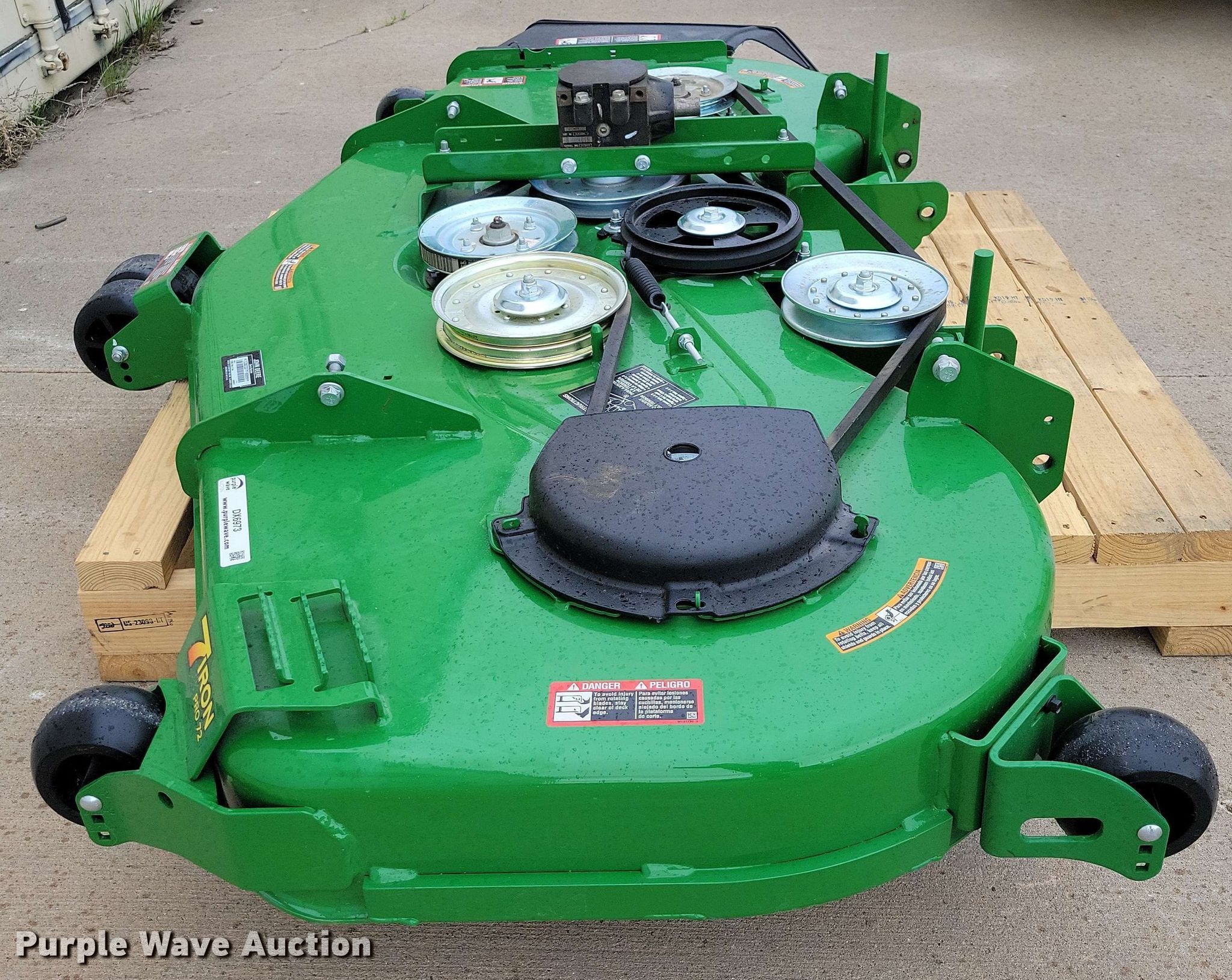 2021 John Deere 7 Iron Pro 72 mower deck in Pender, NE | Item DX6973 sold | Purple Wave