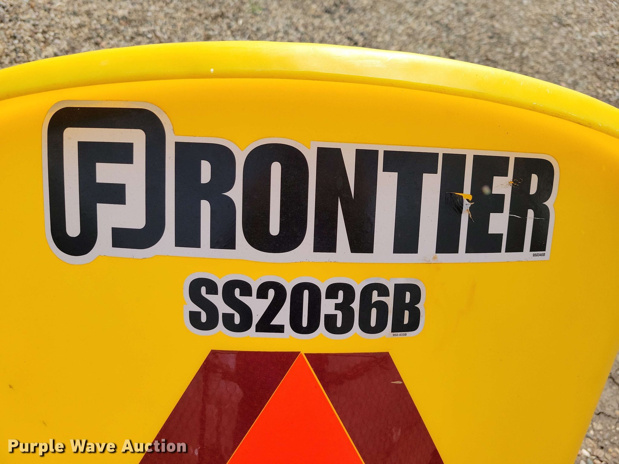 Frontier SS2036B three point spreader in Le Mars, IA | Item DX6982 sold ...