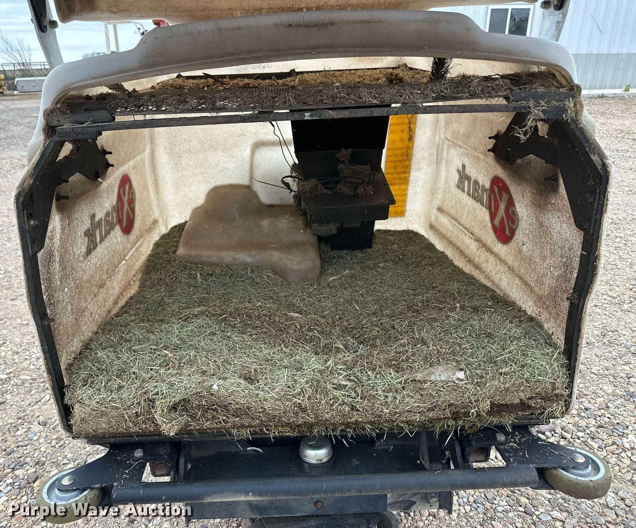 Exmark Navigator ZTR lawn mower in Sublette, KS | Item EQ4793 sold ...