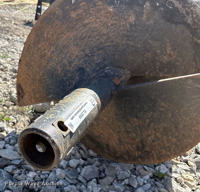 Bobcat skid steer auger bit in Tulsa, OK | Item EL2099 sold | Purple Wave