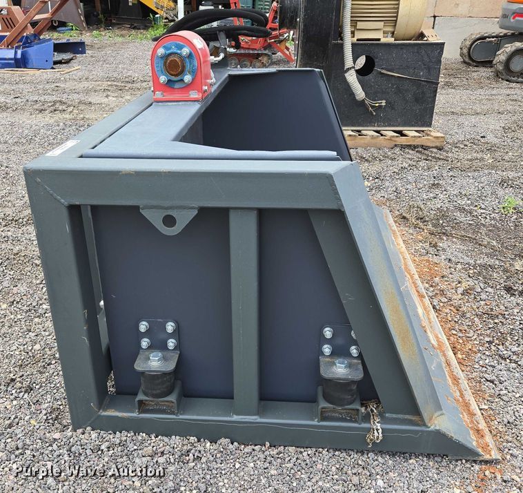 Handy HVSB72 skid steer screening bucket in Rapid City, SD | Item ...