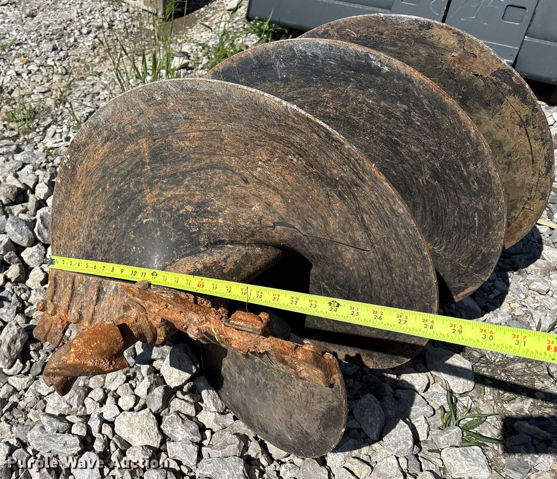 Bobcat skid steer auger bit in Tulsa, OK | Item EL2099 sold | Purple Wave