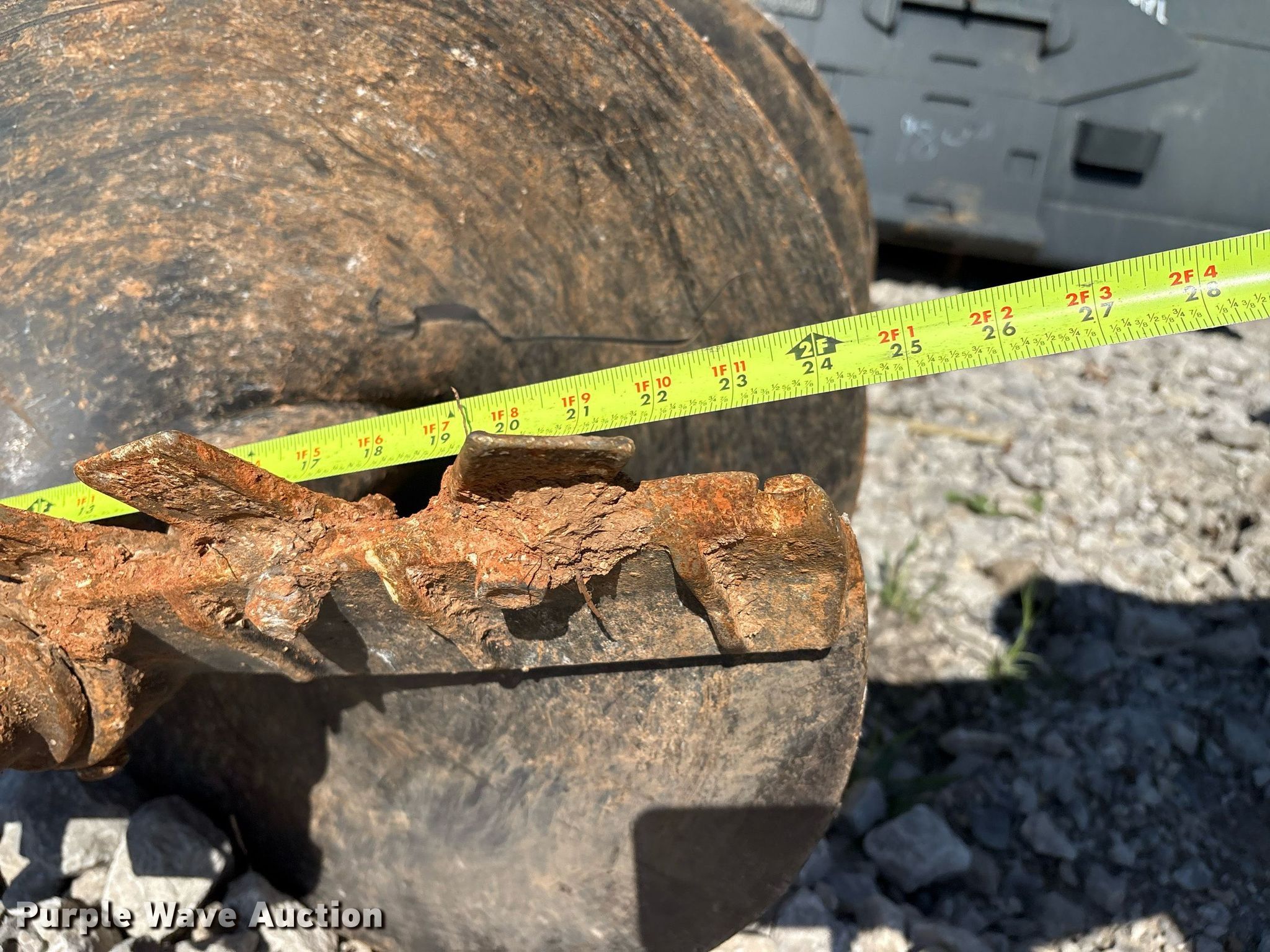 Bobcat skid steer auger bit in Tulsa, OK | Item EL2099 sold | Purple Wave