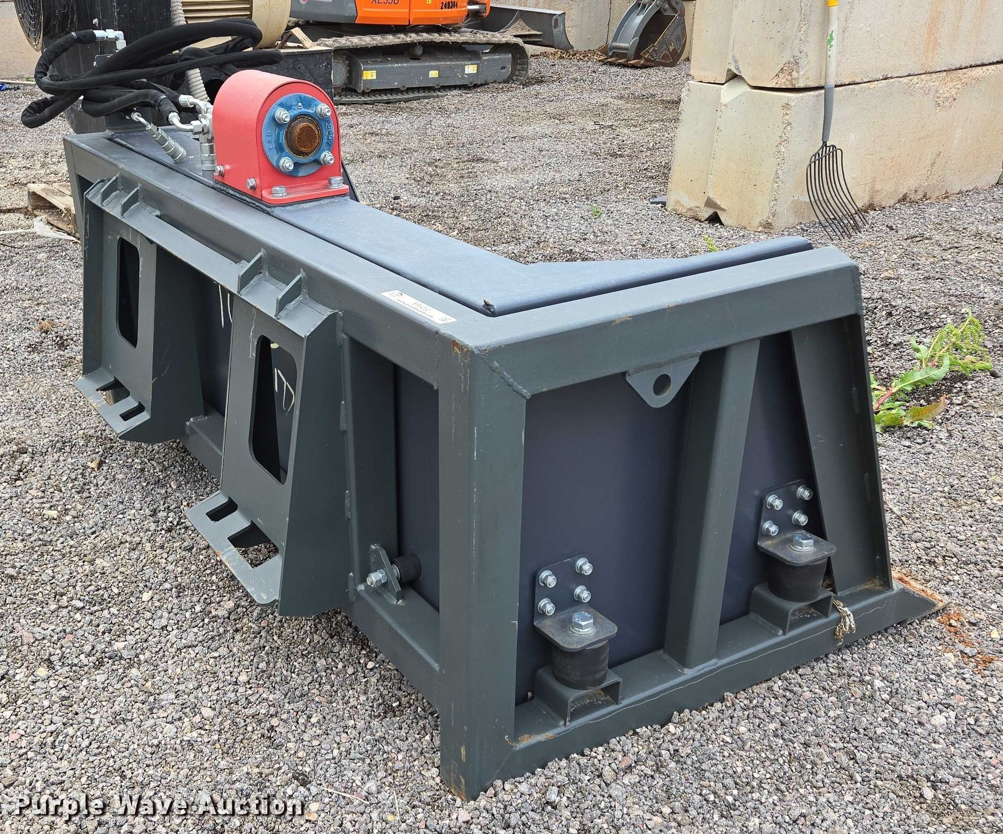 Handy HVSB72 skid steer screening bucket in Rapid City, SD | Item ...