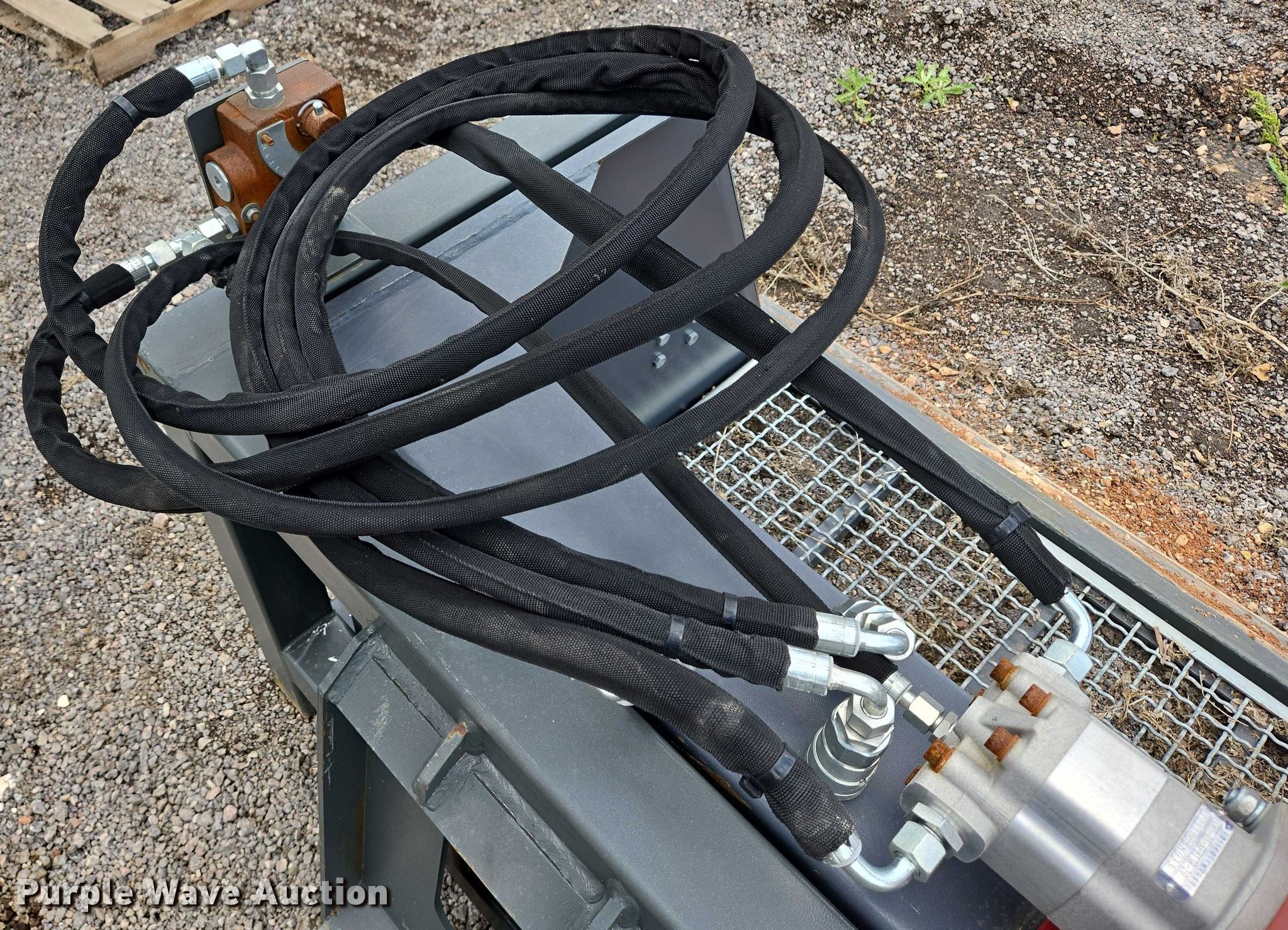 Handy HVSB72 skid steer screening bucket in Rapid City, SD | Item ...