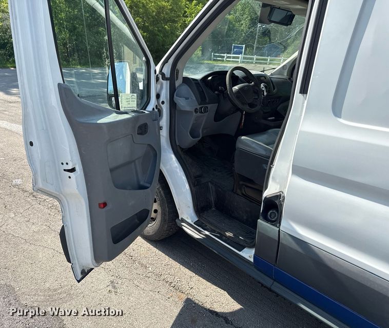 2015 Ford Transit 350 delivery van in Lansing, KS | Item DS4337 sold ...