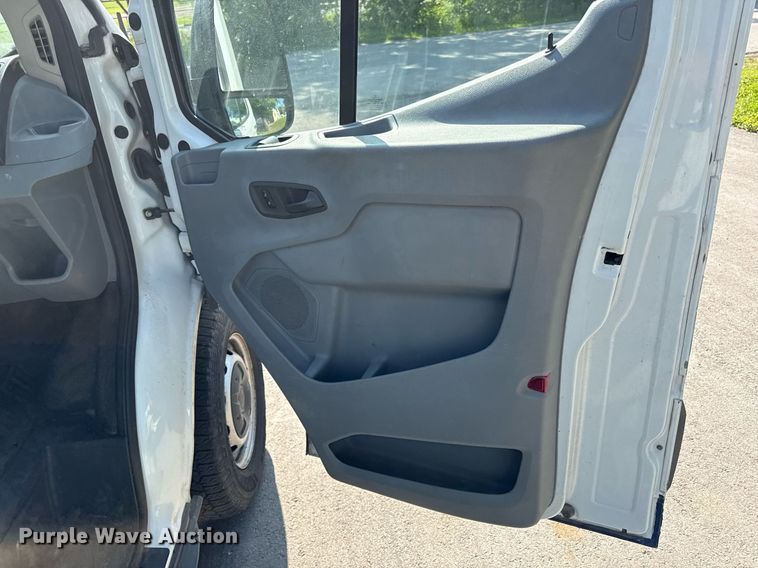 2015 Ford Transit 350 delivery van in Lansing, KS | Item DS4337 sold ...