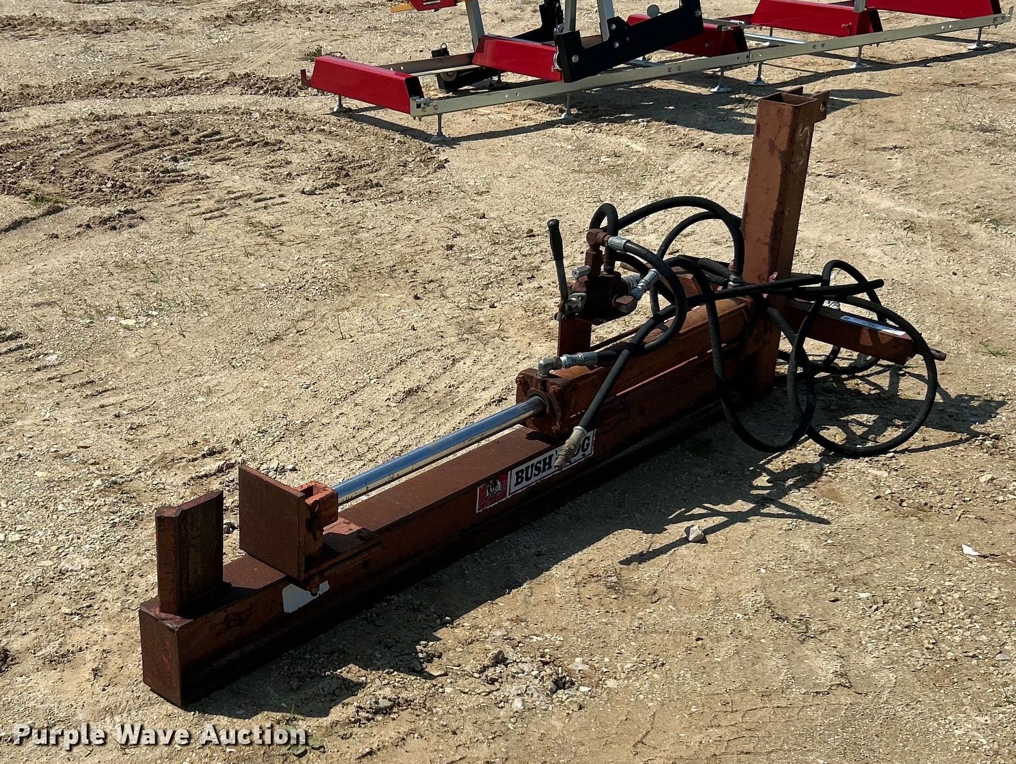 Bush Hog log Splitter in Jonesburg, MO | Item EK8199 for sale | Purple Wave
