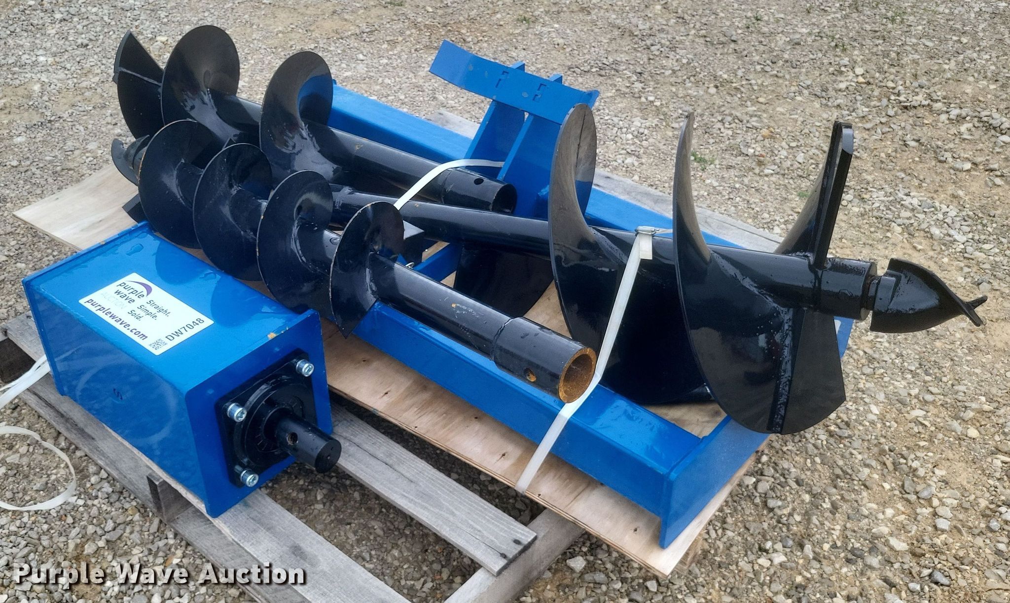 GIYI skid steer auger in Perryville, MO | Item DW7048 sold | Purple Wave