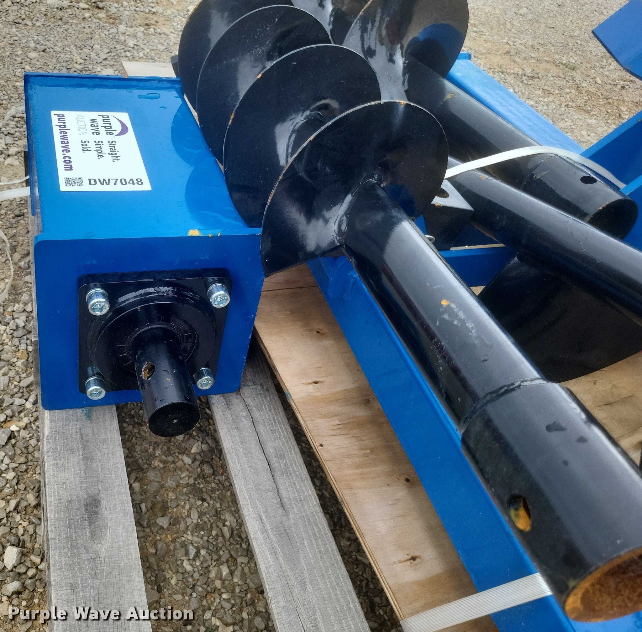 GIYI skid steer auger in Perryville, MO | Item DW7048 sold | Purple Wave