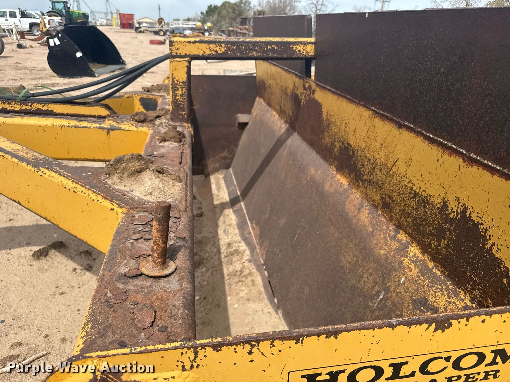 Holcomb scraper in Eckley, CO | Item EG6534 sold | Purple Wave