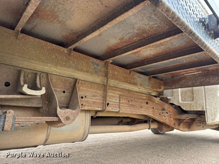 1998 Chevrolet C3500 flatbed pickup truck in Newton, KS | Item DY0207 ...