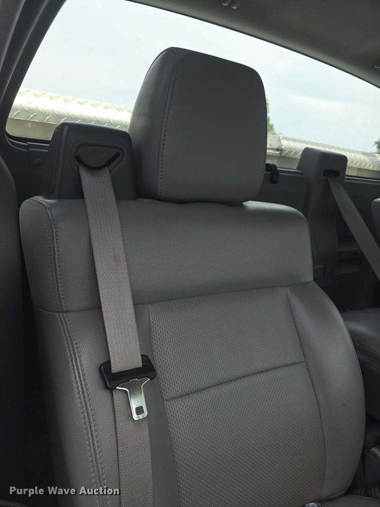 2005 Ford F150 XL pickup truck in Olathe, KS | Item EF3552 for sale ...