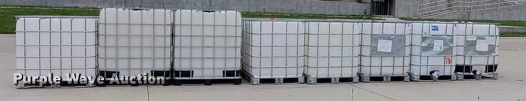 15 poly totes in Lawrence, KS | Item EK5303 sold | Purple Wave