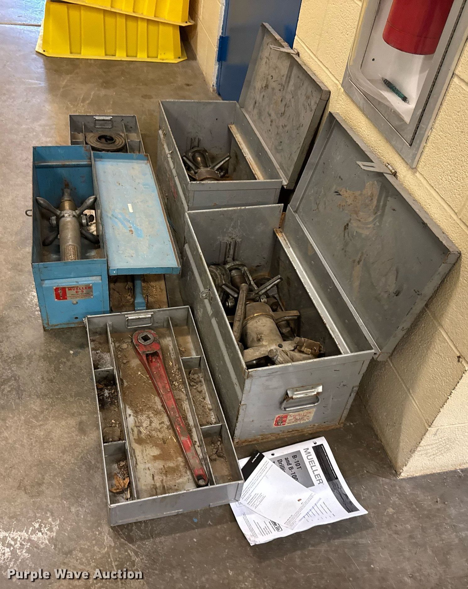 Mueller 2" tapping equipment in Newton, KS | Item DY0210 sold | Purple Wave