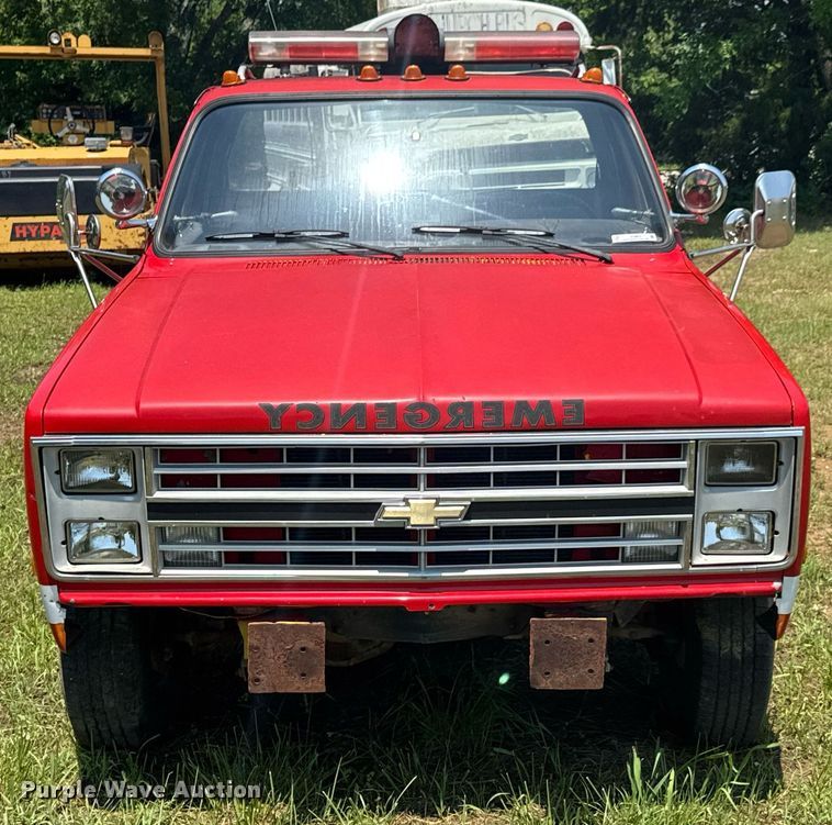 1985 Chevrolet Custom Deluxe 30 pickup truck cab and chassis in ...