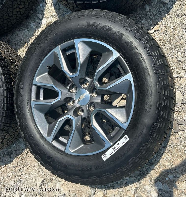 (4) 275/60R20 Goodyear Wrangler tires and wheels in Troy, MO | Item EK8214 for sale | Purple Wave