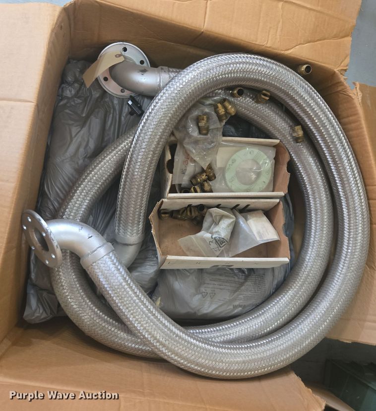 Rosco oil distributor parts in Oskaloosa, KS | Item DU7868 sold ...