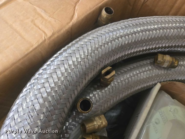 Rosco oil distributor parts in Oskaloosa, KS | Item DU7868 sold ...