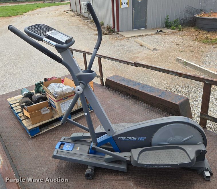 Pro Form XP Thinline 480 elliptical in Anthony, KS | Item EN8153 for ...
