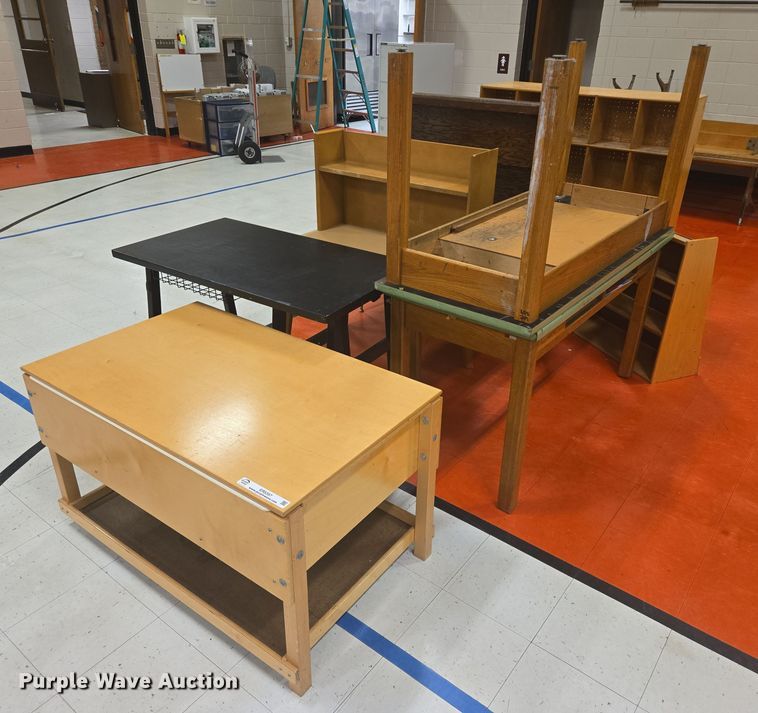 Furniture in Yankton, SD | Item ER5357 sold | Purple Wave